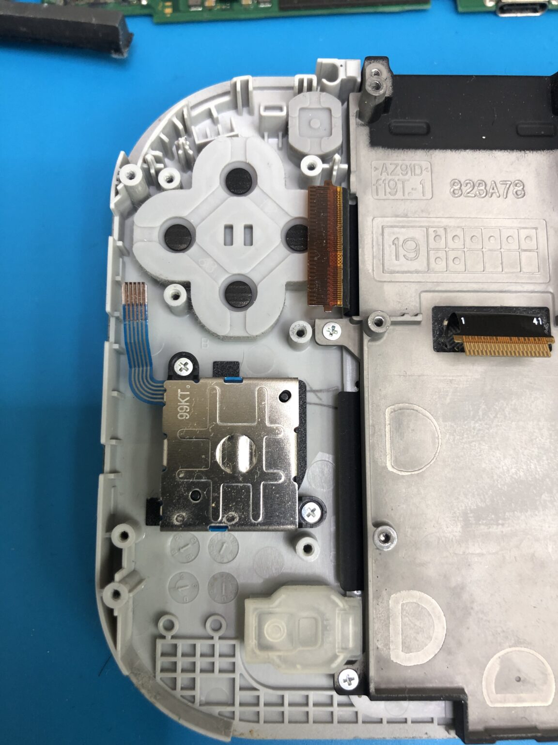 任天堂SwitchLiteもお任せください！ | iPhone・Switch・パソコン修理のiPhone診療所草加店